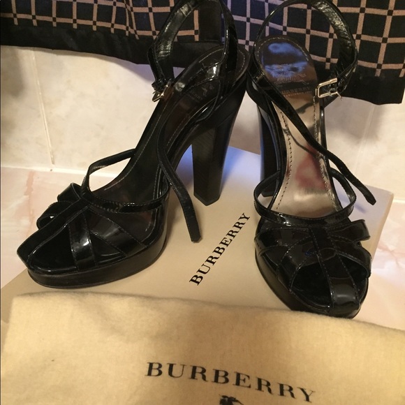 Burberry | Shoes | Burberry Black Shoes Its Beautiful Shoes | Poshmark